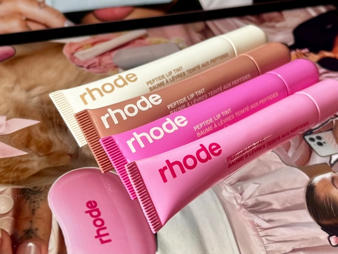 Rhode Peptide Lip Tint в оттенках Cinnamon Roll - Toast - Shortcake ...