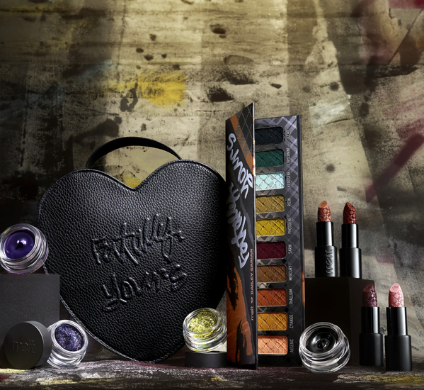 Fatally Your collection by Melt Cosmetics: коллаборация с Бейли Сарьян ...