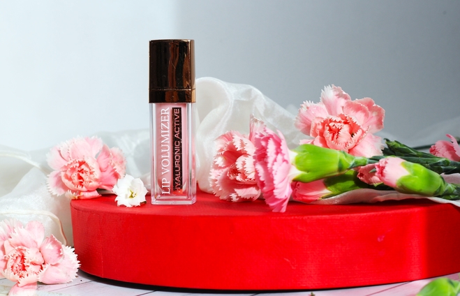 Блеск для губ Stellary Lip Volumizer 01 - свои губы, только лучше ...