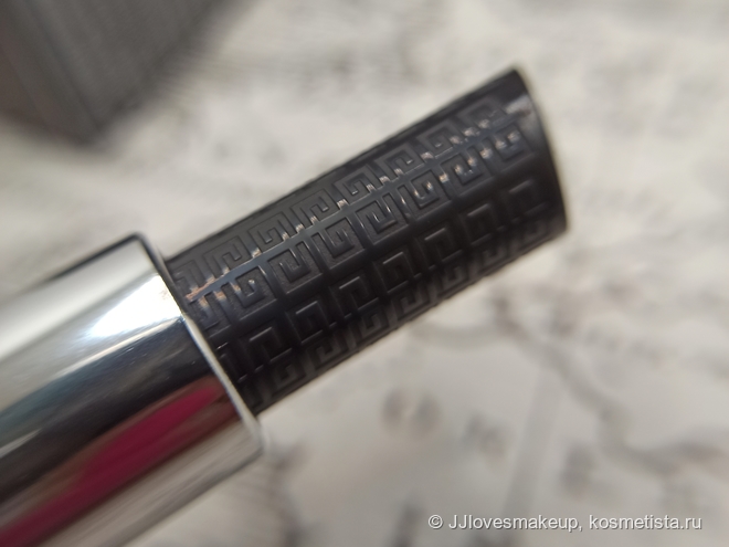 Тот самый черный. Бальзам для губ Givenchy Le Rouge Interdit Baume ...