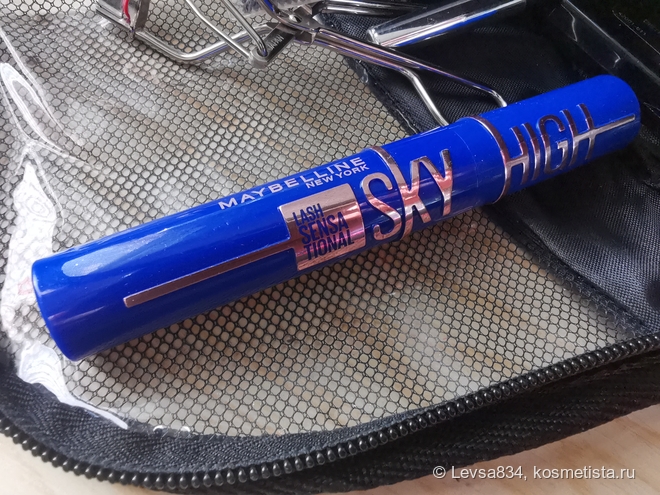 Синий на ресницах: тушь Maybelline Sky High mascara в оттенке Blue mist ...